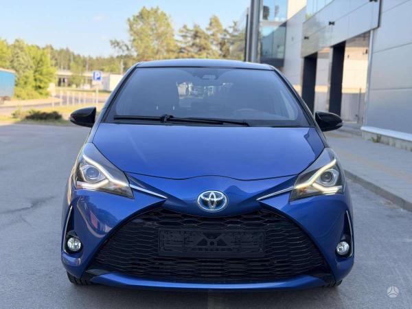 Zils Toyota Yaris 2018 Viļņa, ar dzinēja tilpumu 1.50 L un nobraukumu 105 tūkst. km par 10900 €, foto 2 vietnē AUTOMOTO.COM.LV