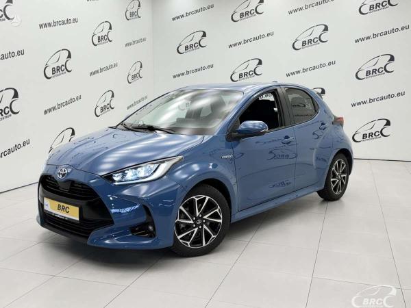 Zils Toyota Yaris 2020 Viļņa, ar dzinēja tilpumu 1.49 L un nobraukumu 62 tūkst. km par 15900 €, foto 1 vietnē AUTOMOTO.COM.LV