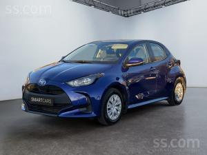 Zils Toyota Yaris 2021 Rīga, ar dzinēja tilpumu 1.50 L un nobraukumu 102 tūkst. km par 12460 €, foto  vietnē AUTOMOTO.COM.LV