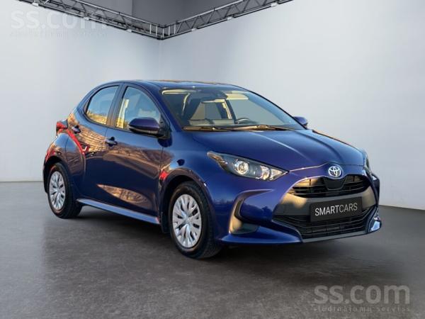 Blue Toyota Yaris 2021 in Riga, with an engine capacity of 1.50 L and mileage of 102 thousand km for 12460 €, photo 7 on AUTOMOTO.COM.LV