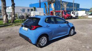 Blue Toyota Yaris 2021 in Klaipeda, with an engine capacity of 1.49 L and mileage of 123 thousand km for 13350 €, photo 5 on AUTOMOTO.COM.LV