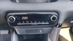 Blue Toyota Yaris 2021 in Klaipeda, with an engine capacity of 1.49 L and mileage of 123 thousand km for 13350 €, photo 23 on AUTOMOTO.COM.LV