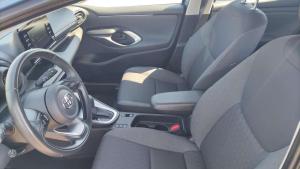 Blue Toyota Yaris 2021 in Klaipeda, with an engine capacity of 1.49 L and mileage of 123 thousand km for 13350 €, photo 26 on AUTOMOTO.COM.LV