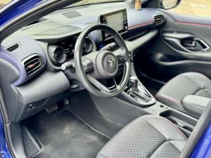 Blue Toyota Yaris 2022 in Kaunas, with an engine capacity of 1.49 L and mileage of 41 thousand km for 18999 €, photo 15 on AUTOMOTO.COM.LV