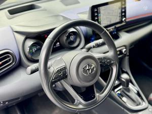 Blue Toyota Yaris 2022 in Kaunas, with an engine capacity of 1.49 L and mileage of 41 thousand km for 18999 €, photo 16 on AUTOMOTO.COM.LV