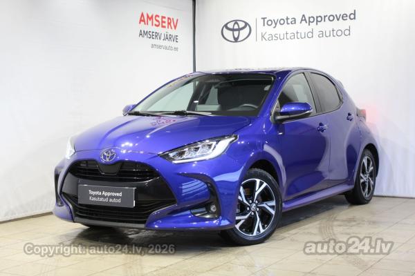 Zils Toyota Yaris 2024 Tallina, ar dzinēja tilpumu 1.50 L un nobraukumu 39 tūkst. km par 21390 €, foto 1 vietnē AUTOMOTO.COM.LV