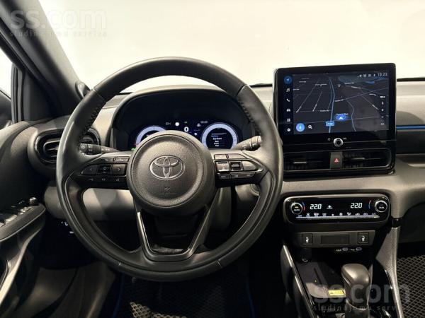 Zils Toyota Yaris 2024 Ventspils, ar dzinēja tilpumu 1.50 L un nobraukumu 17 tūkst. km par 23490 €, foto 10 vietnē AUTOMOTO.COM.LV
