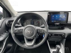 Zils Toyota Yaris 2025 Rīga, ar dzinēja tilpumu 1.50 L un nobraukumu 11 tūkst. km par 21490 €, foto 10 vietnē AUTOMOTO.COM.LV