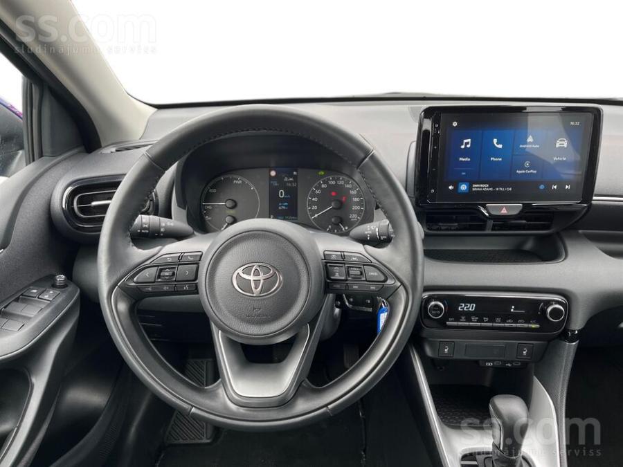 Zils Toyota Yaris 2025 Rīga, ar dzinēja tilpumu 1.50 L un nobraukumu 11 tūkst. km par 21490 €, foto 10 vietnē AUTOMOTO.COM.LV