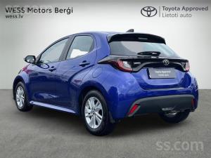 Zils Toyota Yaris 2025 Rīga, ar dzinēja tilpumu 1.50 L un nobraukumu 11 tūkst. km par 21490 €, foto 25 vietnē AUTOMOTO.COM.LV