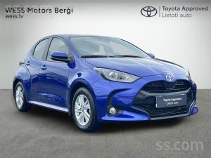 Zils Toyota Yaris 2025 Rīga, ar dzinēja tilpumu 1.50 L un nobraukumu 11 tūkst. km par 21490 €, foto 26 vietnē AUTOMOTO.COM.LV