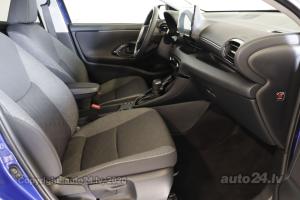 Zils Toyota Yaris 2026 Tallina, ar dzinēja tilpumu 1.49 L un nobraukumu 3 tūkst. km par 24500 €, foto 7 vietnē AUTOMOTO.COM.LV