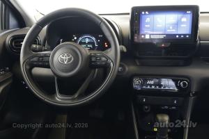 Zils Toyota Yaris 2026 Tallina, ar dzinēja tilpumu 1.49 L un nobraukumu 3 tūkst. km par 24500 €, foto 10 vietnē AUTOMOTO.COM.LV