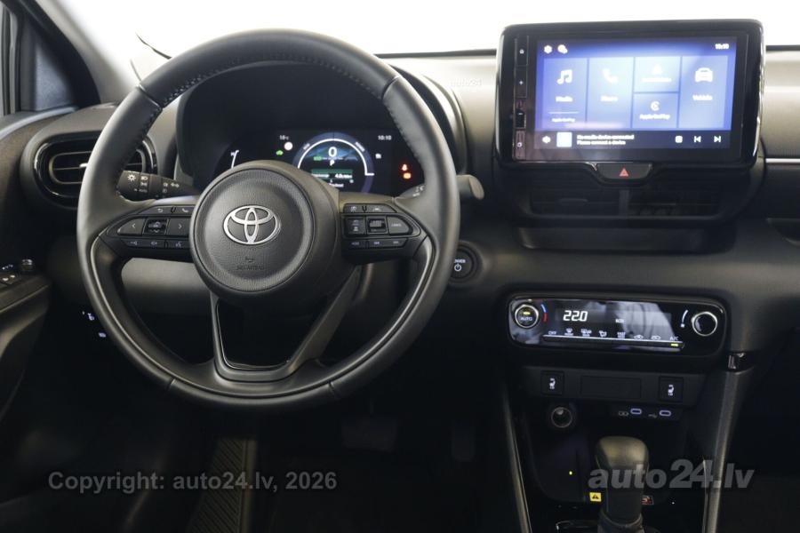 Zils Toyota Yaris 2026 Tallina, ar dzinēja tilpumu 1.49 L un nobraukumu 3 tūkst. km par 24500 €, foto 10 vietnē AUTOMOTO.COM.LV