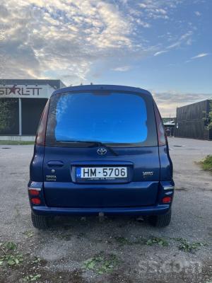 Blue Toyota Yaris 2002 in Riga, with an engine capacity of 1.40 L and mileage of 215 thousand km for 700 €, photo 5 on AUTOMOTO.COM.LV