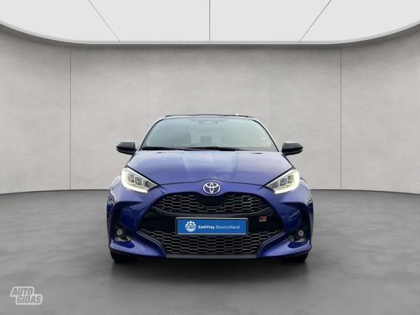 Blue Toyota Yaris 2024 in Kaunas, with an engine capacity of 1.50 L and mileage of 20 thousand km for 30579 €, photo 9 on AUTOMOTO.COM.LV