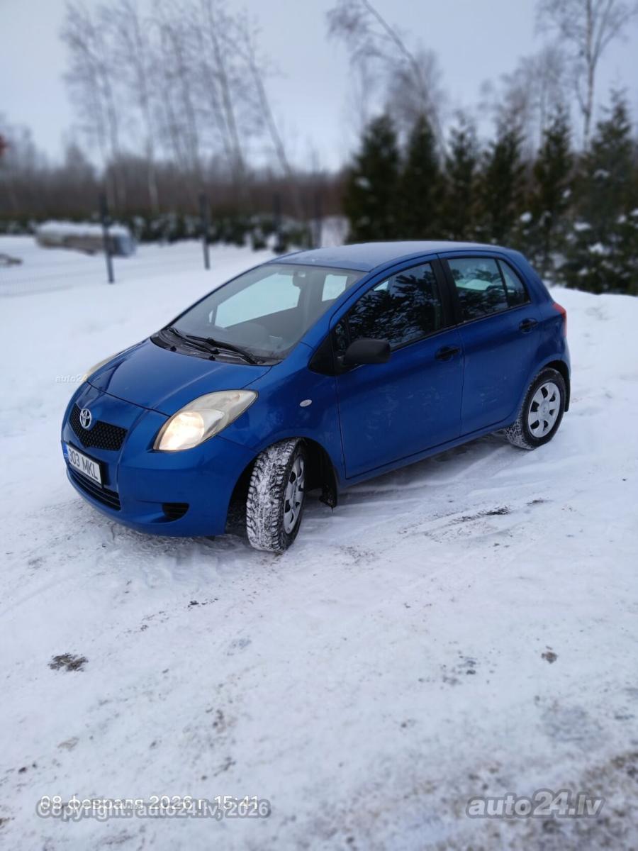 Zils Toyota Yaris 2007 Tallina, ar dzinēja tilpumu 1.30 L un nobraukumu 170 tūkst. km par 3500 €, foto 1 vietnē AUTOMOTO.COM.LV