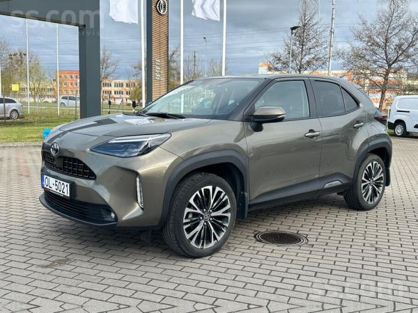 Brūns Toyota Yaris 2022 Liepāja, ar dzinēja tilpumu 1.50 L un nobraukumu 39 tūkst. km par 22200 €, foto 1 vietnē AUTOMOTO.COM.LV