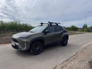 Коричневый Тойота Ярис 2023 в Рига, объемом двигателя 1.50 л и пробегом 38 тыс. км за 26000 €, фото  на AUTOMOTO.COM.LV
