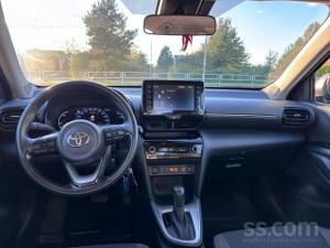 Brūns Toyota Yaris 2023 Rīga, ar dzinēja tilpumu 1.50 L un nobraukumu 47 tūkst. km par 21500 €, foto 8 vietnē AUTOMOTO.COM.LV