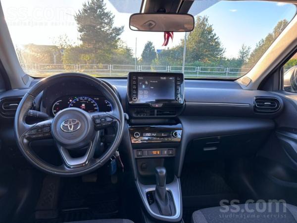 Brūns Toyota Yaris 2023 Rīga, ar dzinēja tilpumu 1.50 L un nobraukumu 47 tūkst. km par 21500 €, foto 8 vietnē AUTOMOTO.COM.LV