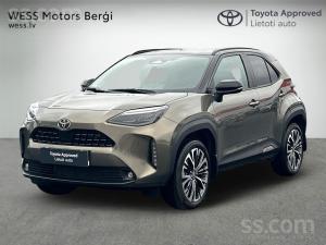 Коричневый Тойота Ярис 2025 в Рига, объемом двигателя 1.50 л и пробегом 6 тыс. км за 31990 €, фото  на AUTOMOTO.COM.LV