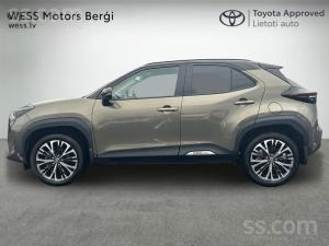 Brūns Toyota Yaris 2025 Rīga, ar dzinēja tilpumu 1.50 L un nobraukumu 6 tūkst. km par 31990 €, foto 4 vietnē AUTOMOTO.COM.LV