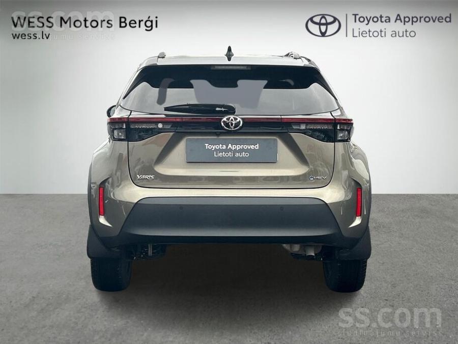 Brūns Toyota Yaris 2025 Rīga, ar dzinēja tilpumu 1.50 L un nobraukumu 6 tūkst. km par 31990 €, foto 5 vietnē AUTOMOTO.COM.LV
