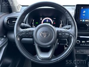 Brūns Toyota Yaris 2025 Rīga, ar dzinēja tilpumu 1.50 L un nobraukumu 17 tūkst. km par 23990 €, foto 13 vietnē AUTOMOTO.COM.LV