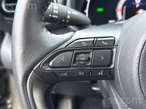 Brūns Toyota Yaris 2025 Rīga, ar dzinēja tilpumu 1.50 L un nobraukumu 17 tūkst. km par 23990 €, foto 16 vietnē AUTOMOTO.COM.LV