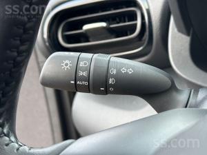 Brūns Toyota Yaris 2025 Rīga, ar dzinēja tilpumu 1.50 L un nobraukumu 17 tūkst. km par 23990 €, foto 18 vietnē AUTOMOTO.COM.LV