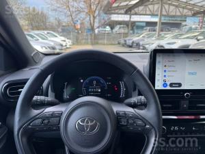 Brūns Toyota Yaris 2025 Rīga, ar dzinēja tilpumu 1.50 L un nobraukumu 13 tūkst. km par 22450 €, foto 9 vietnē AUTOMOTO.COM.LV