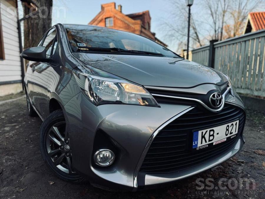 Brūns Toyota Yaris 2015 Cēsis, ar dzinēja tilpumu 1.30 L un nobraukumu 0 tūkst. km par 8990 €, foto 1 vietnē AUTOMOTO.COM.LV
