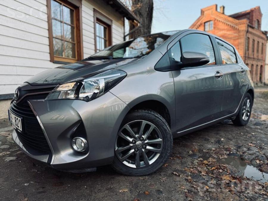 Brūns Toyota Yaris 2015 Cēsis, ar dzinēja tilpumu 1.30 L un nobraukumu 0 tūkst. km par 8990 €, foto 4 vietnē AUTOMOTO.COM.LV