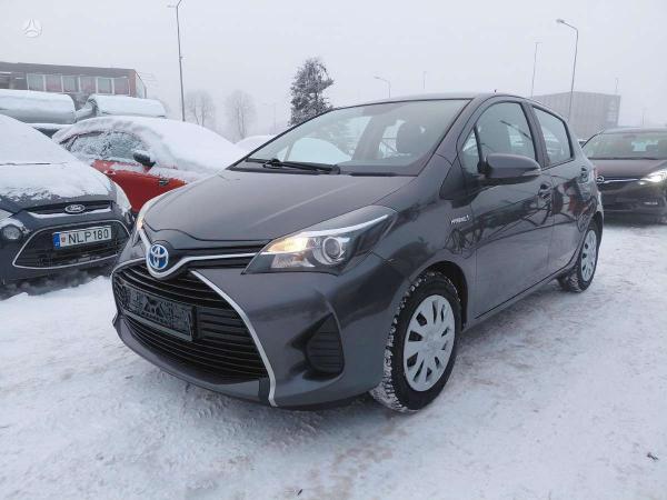 Brown Toyota Yaris 2015 in Klaipeda, with an engine capacity of 1.50 L and mileage of 175 thousand km for 7850 €, photo 10 on AUTOMOTO.COM.LV