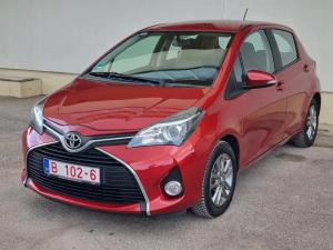 Brown Toyota Yaris 2015 in Ogre, with an engine capacity of 1.00 L and mileage of 127 thousand km for 7150 €, photo  on AUTOMOTO.COM.LV