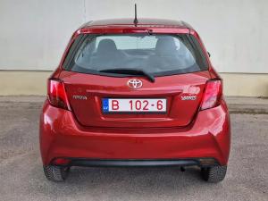 Brown Toyota Yaris 2015 in Ogre, with an engine capacity of 1.00 L and mileage of 127 thousand km for 7150 €, photo 8 on AUTOMOTO.COM.LV