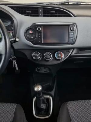 Brown Toyota Yaris 2015 in Ogre, with an engine capacity of 1.00 L and mileage of 127 thousand km for 7150 €, photo 15 on AUTOMOTO.COM.LV