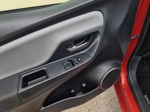 Brown Toyota Yaris 2015 in Ogre, with an engine capacity of 1.00 L and mileage of 127 thousand km for 7150 €, photo 19 on AUTOMOTO.COM.LV