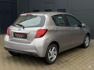 Brown Toyota Yaris 2016 in Vilnius, with an engine capacity of 1.50 L and mileage of 112 thousand km for 11555 €, photo 5 on AUTOMOTO.COM.LV