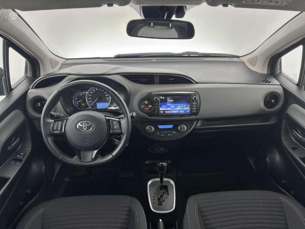 Brūns Toyota Yaris 2017 Viļņa, ar dzinēja tilpumu 1.49 L un nobraukumu 78 tūkst. km par 11900 €, foto 8 vietnē AUTOMOTO.COM.LV