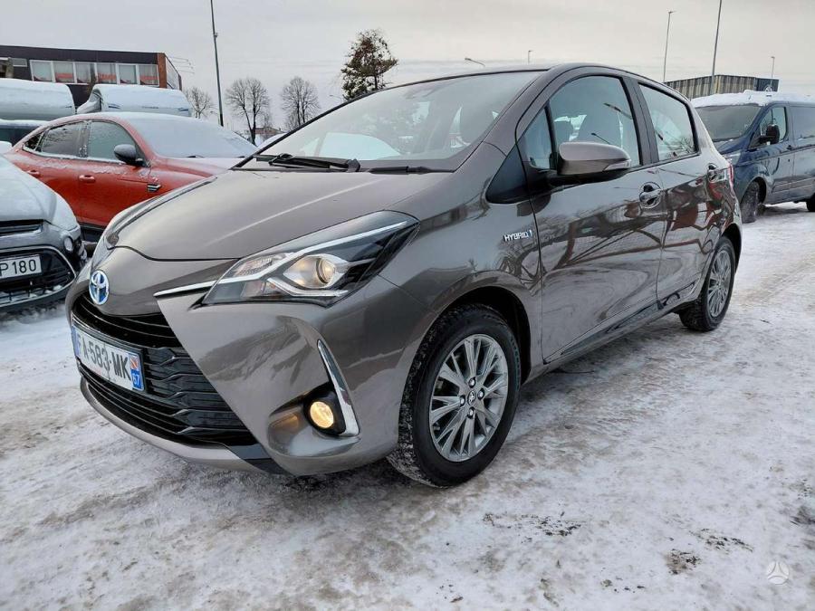 Brūns Toyota Yaris 2018 Klaipėda, ar dzinēja tilpumu 1.50 L un nobraukumu 99 tūkst. km par 11200 €, foto 12 vietnē AUTOMOTO.COM.LV
