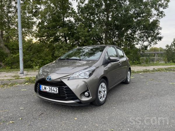 Toyota Yaris 2018 Rīga vietnē Brūns Toyota Yaris 2018 Rīga, ar dzinēja tilpumu 1.50 L un nobraukumu 102 tūkst. km par 10400 €, foto 1 vietnē AUTOMOTO.COM.LV