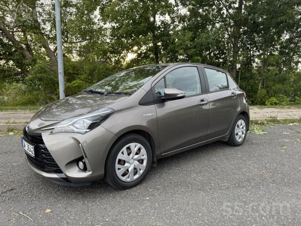 Toyota Yaris 2018 Rīga vietnē Brūns Toyota Yaris 2018 Rīga, ar dzinēja tilpumu 1.50 L un nobraukumu 102 tūkst. km par 10400 €, foto 6 vietnē AUTOMOTO.COM.LV