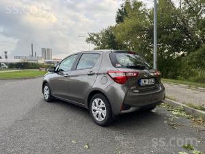 Brūns Toyota Yaris 2018 Rīga, ar dzinēja tilpumu 1.50 L un nobraukumu 102 tūkst. km par 10400 €, foto 7 vietnē AUTOMOTO.COM.LV