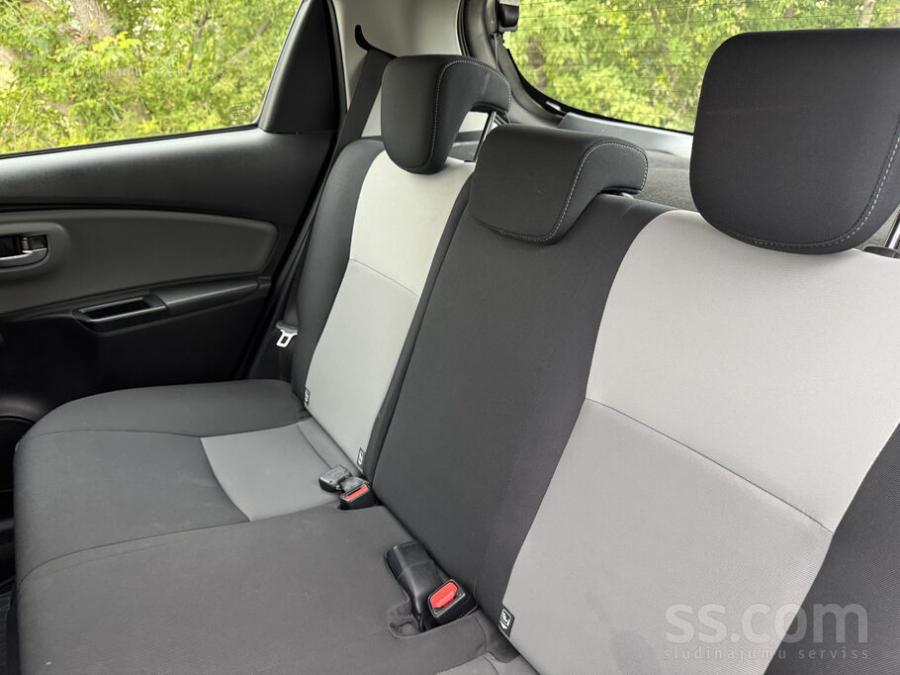 Brūns Toyota Yaris 2018 Rīga, ar dzinēja tilpumu 1.50 L un nobraukumu 102 tūkst. km par 10400 €, foto 17 vietnē AUTOMOTO.COM.LV