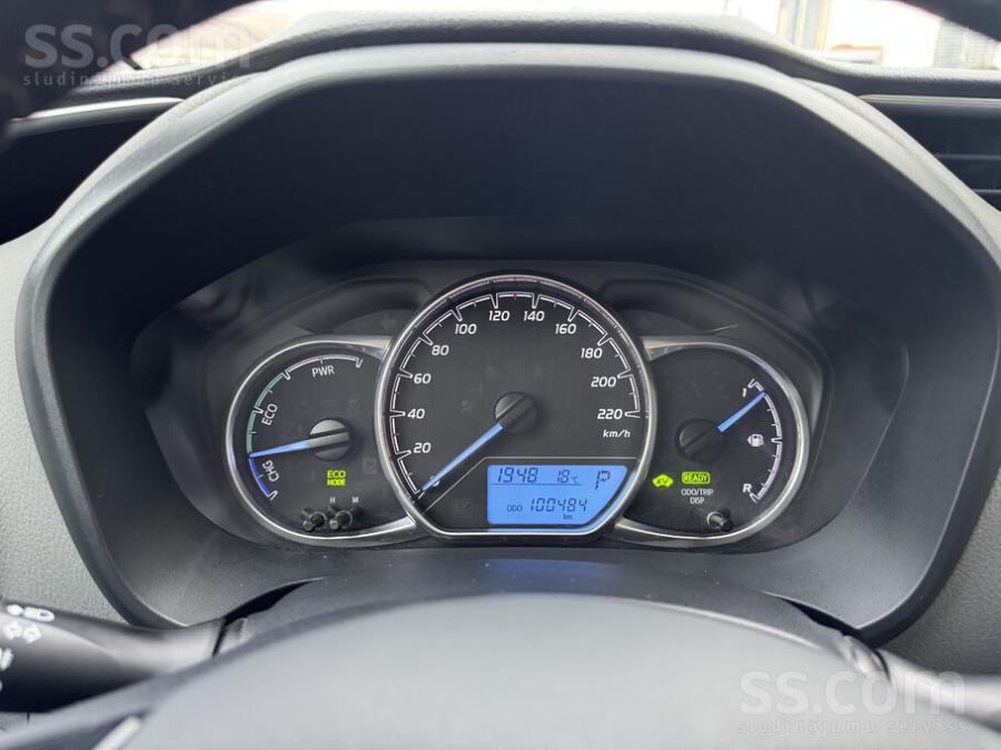 Brūns Toyota Yaris 2018 Rīga, ar dzinēja tilpumu 1.50 L un nobraukumu 102 tūkst. km par 10400 €, foto 18 vietnē AUTOMOTO.COM.LV