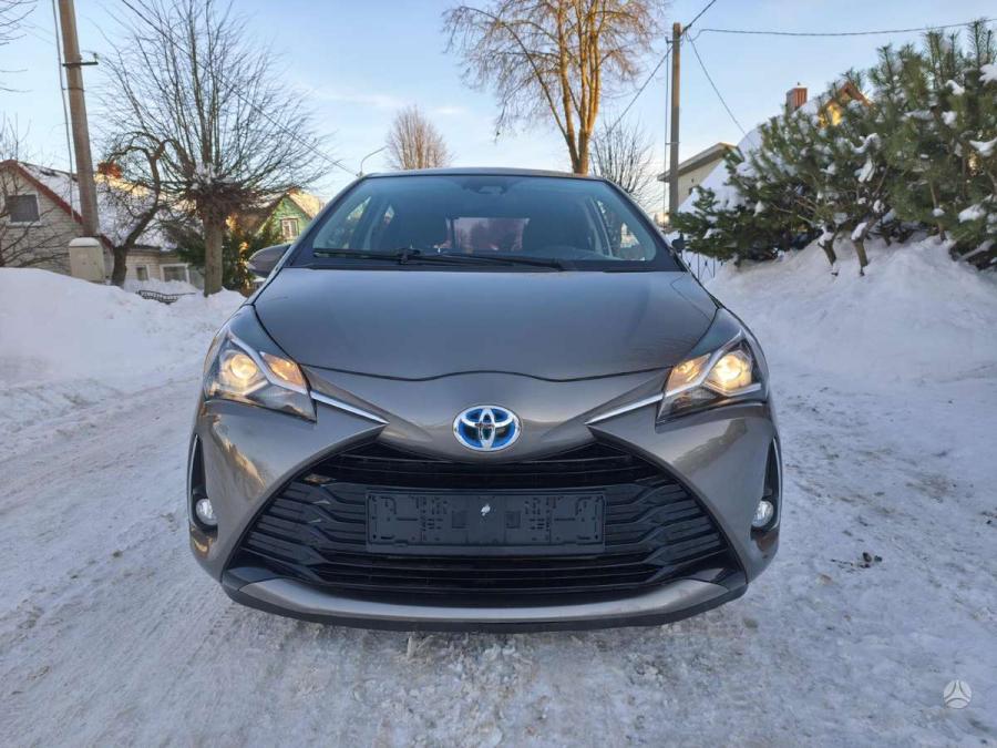 Brūns Toyota Yaris 2019 Šauļi, ar dzinēja tilpumu 1.50 L un nobraukumu 41 tūkst. km par 6900 €, foto 2 vietnē AUTOMOTO.COM.LV
