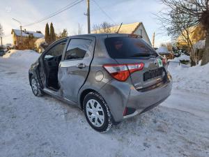 Brūns Toyota Yaris 2019 Šauļi, ar dzinēja tilpumu 1.50 L un nobraukumu 41 tūkst. km par 6900 €, foto 5 vietnē AUTOMOTO.COM.LV