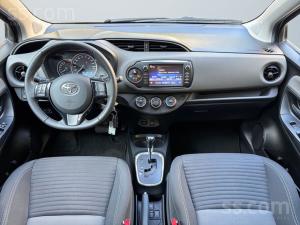 Brown Toyota Yaris 2019 in Riga, with an engine capacity of 1.50 L and mileage of 63 thousand km for 11290 €, photo 11 on AUTOMOTO.COM.LV